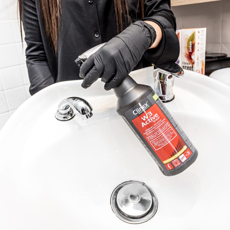 Clinex W3 Active Shield - Preparat do mycia sanitariatów